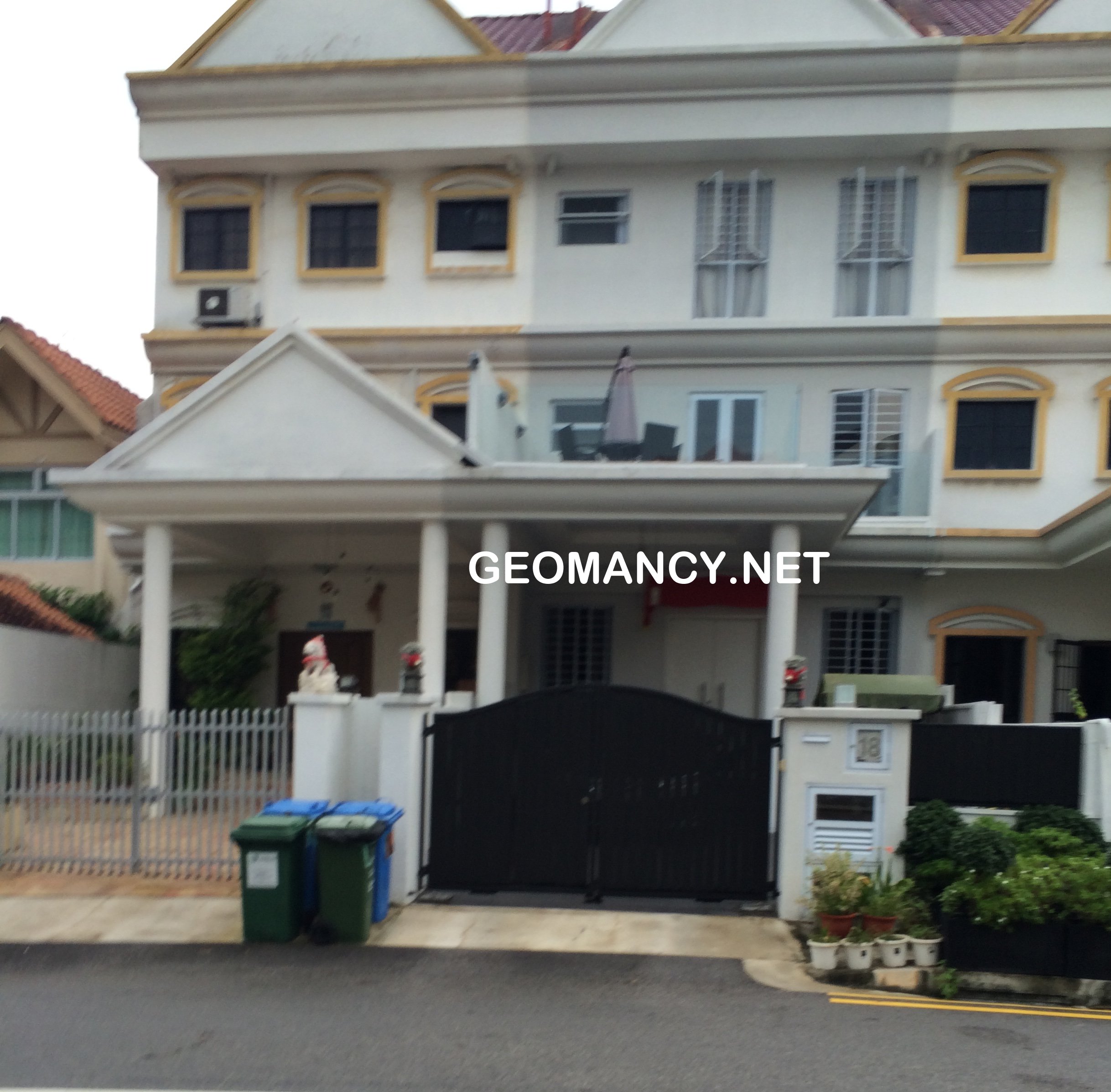 Main Gate designs of landed properties - Around Singapore - FengShui ...